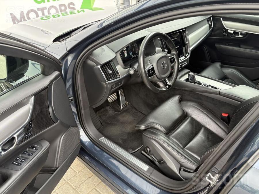 Blue Volvo S90 2021 in Riga, with an engine capacity of 2.00 L and mileage of 134 thousand km for 22500 €, photo 12 on AUTOMOTO.COM.LV