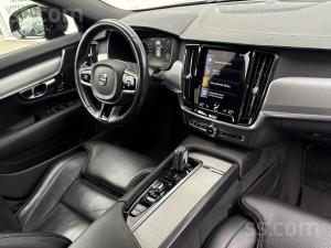Blue Volvo S90 2021 in Riga, with an engine capacity of 2.00 L and mileage of 134 thousand km for 22500 €, photo 15 on AUTOMOTO.COM.LV
