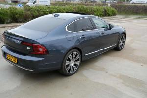 Zils Volvo S90 2023 Viļņa, ar dzinēja tilpumu 2.00 L un nobraukumu 41 tūkst. km par 37490 €, foto 5 vietnē AUTOMOTO.COM.LV