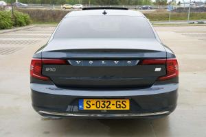 Zils Volvo S90 2023 Viļņa, ar dzinēja tilpumu 2.00 L un nobraukumu 41 tūkst. km par 37490 €, foto 6 vietnē AUTOMOTO.COM.LV