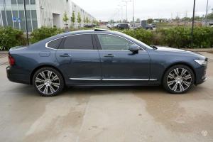 Zils Volvo S90 2023 Viļņa, ar dzinēja tilpumu 2.00 L un nobraukumu 41 tūkst. km par 37490 €, foto 8 vietnē AUTOMOTO.COM.LV
