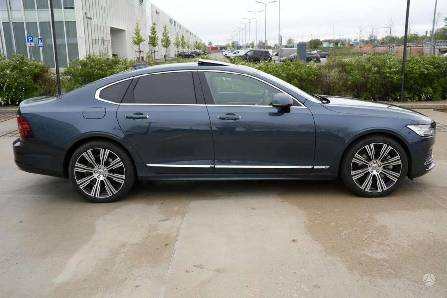 Zils Volvo S90 2023 Viļņa, ar dzinēja tilpumu 2.00 L un nobraukumu 41 tūkst. km par 37490 €, foto 8 vietnē AUTOMOTO.COM.LV
