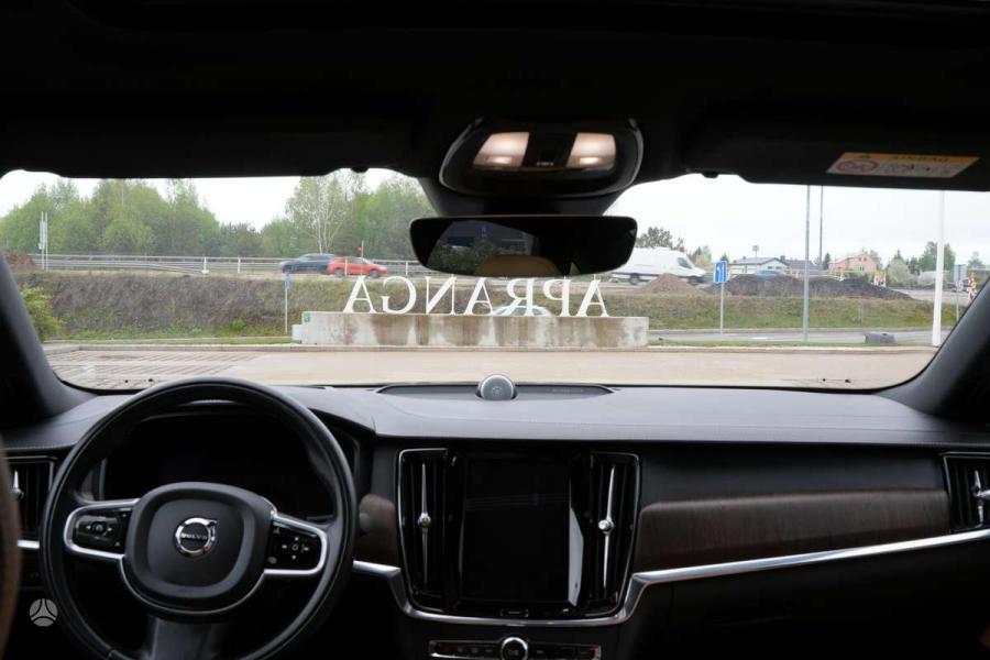 Zils Volvo S90 2023 Viļņa, ar dzinēja tilpumu 2.00 L un nobraukumu 41 tūkst. km par 37490 €, foto 14 vietnē AUTOMOTO.COM.LV