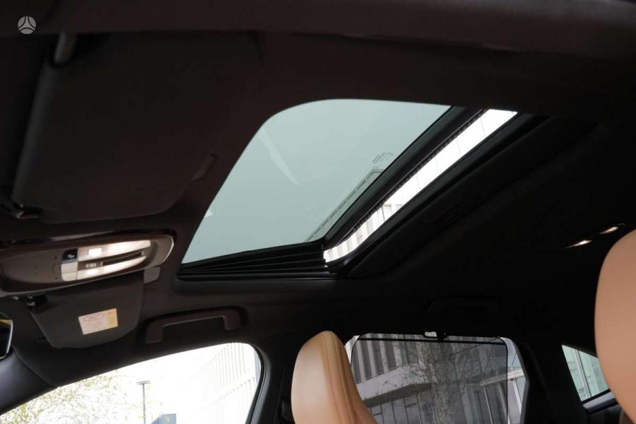 Zils Volvo S90 2023 Viļņa, ar dzinēja tilpumu 2.00 L un nobraukumu 41 tūkst. km par 37490 €, foto 24 vietnē AUTOMOTO.COM.LV