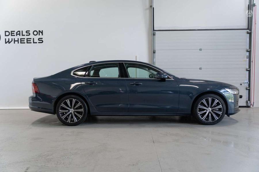 Zils Volvo S90 2024 Viļņa, ar dzinēja tilpumu 1.97 L un nobraukumu 21 tūkst. km par 38900 €, foto 4 vietnē AUTOMOTO.COM.LV
