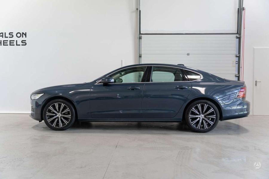 Zils Volvo S90 2024 Viļņa, ar dzinēja tilpumu 1.97 L un nobraukumu 21 tūkst. km par 38900 €, foto 5 vietnē AUTOMOTO.COM.LV