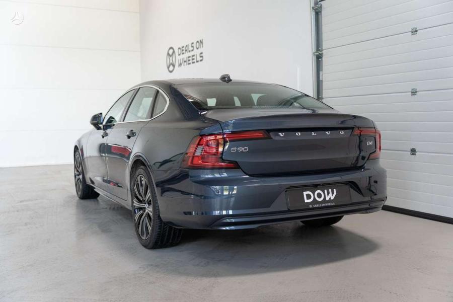 Zils Volvo S90 2024 Viļņa, ar dzinēja tilpumu 1.97 L un nobraukumu 21 tūkst. km par 38900 €, foto 7 vietnē AUTOMOTO.COM.LV