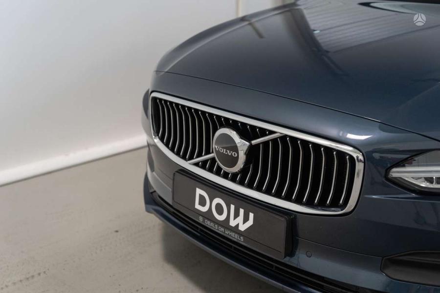 Zils Volvo S90 2024 Viļņa, ar dzinēja tilpumu 1.97 L un nobraukumu 21 tūkst. km par 38900 €, foto 9 vietnē AUTOMOTO.COM.LV