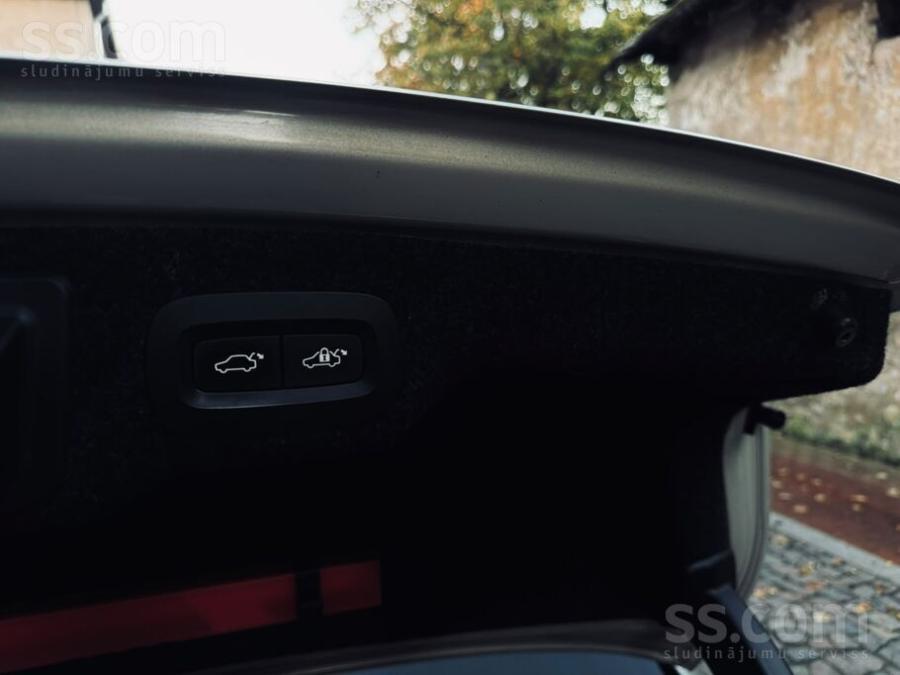 Brūns Volvo S90 2016 Cēsis, ar dzinēja tilpumu 2.00 L un nobraukumu 0 tūkst. km par 15990 €, foto 12 vietnē AUTOMOTO.COM.LV