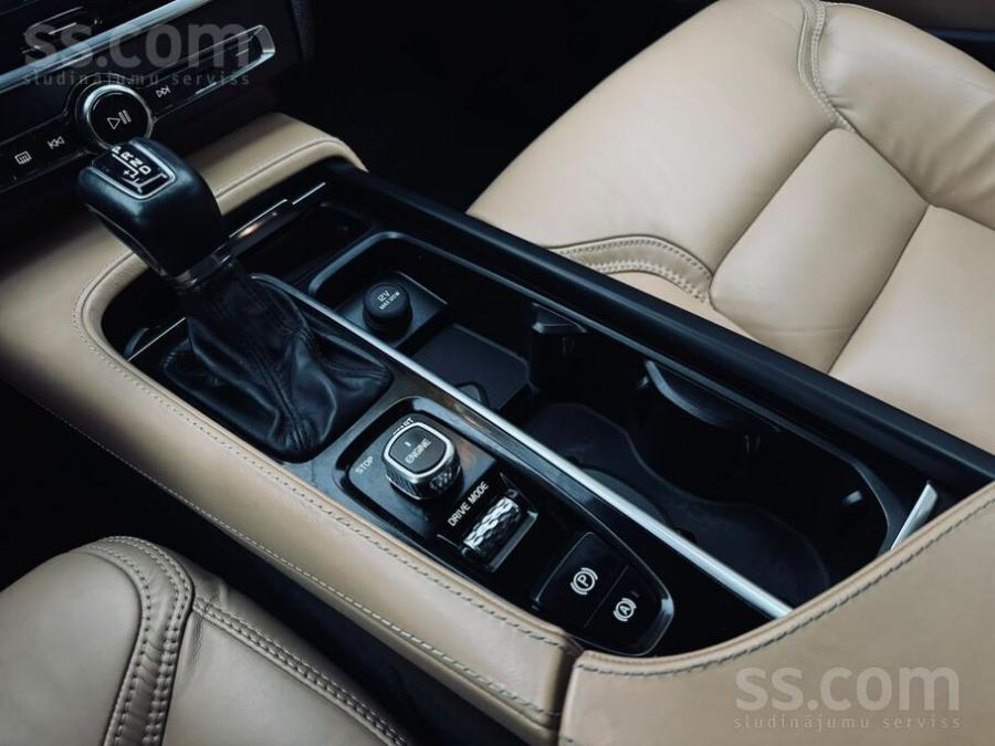 Brūns Volvo S90 2016 Cēsis, ar dzinēja tilpumu 2.00 L un nobraukumu 0 tūkst. km par 15990 €, foto 30 vietnē AUTOMOTO.COM.LV