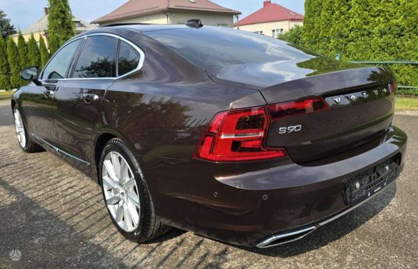 Brown Volvo S90 2018 in Kaunas, with an engine capacity of 1.97 L and mileage of 226 thousand km for 16999 €, photo 6 on AUTOMOTO.COM.LV