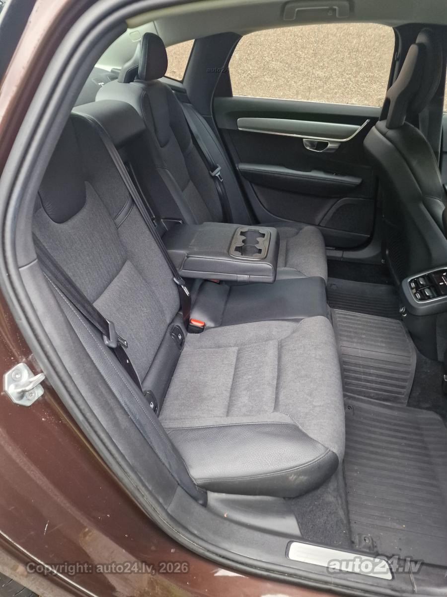 Brūns Volvo S90 2018 Tallina, ar dzinēja tilpumu 2.00 L un nobraukumu 253 tūkst. km par 16500 €, foto 12 vietnē AUTOMOTO.COM.LV