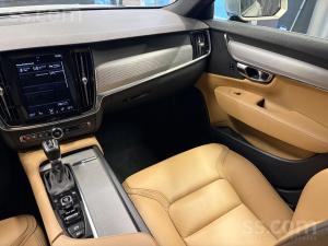 Brūns Volvo S90 2019 Rīga, ar dzinēja tilpumu 2.00 L un nobraukumu 127 tūkst. km par 22000 €, foto 26 vietnē AUTOMOTO.COM.LV