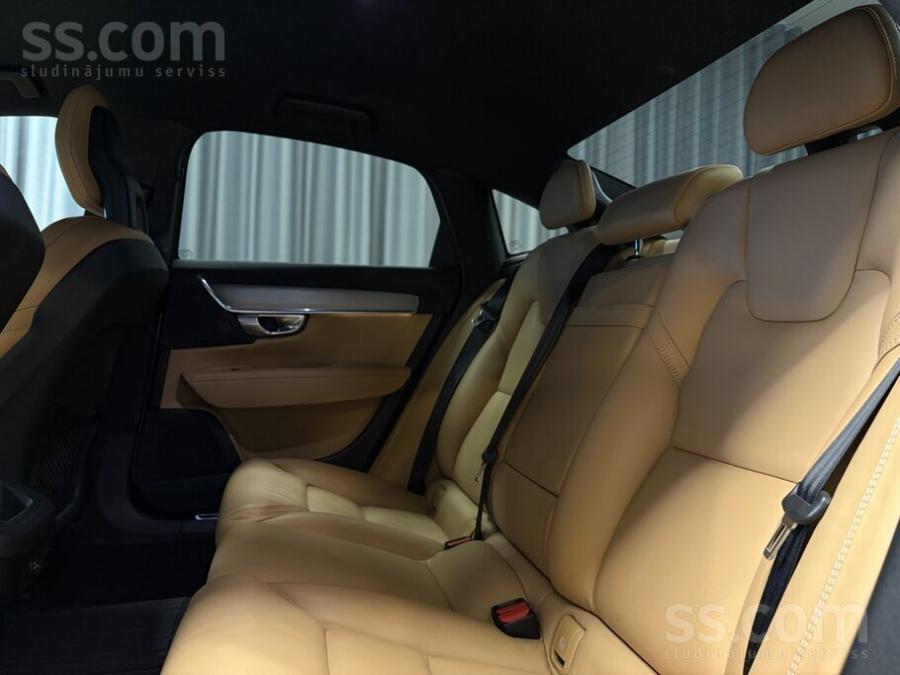 Brūns Volvo S90 2019 Rīga, ar dzinēja tilpumu 2.00 L un nobraukumu 127 tūkst. km par 22000 €, foto 29 vietnē AUTOMOTO.COM.LV