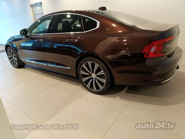 Brown Volvo S90 2020 in Tallinn, with an engine capacity of 2.00 L and mileage of 58 thousand km for 29990 €, photo 2 on AUTOMOTO.COM.LV