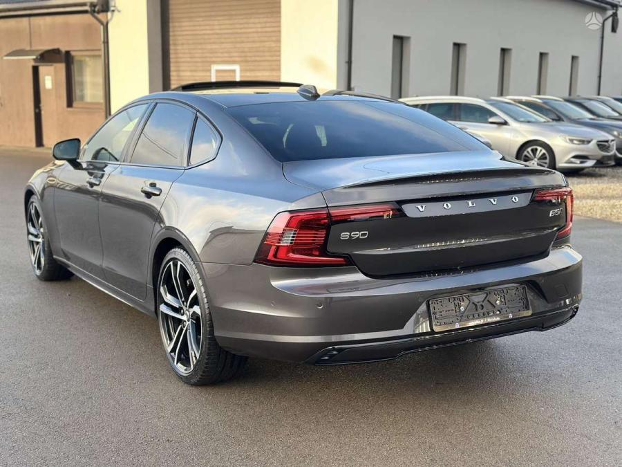 Brūns Volvo S90 2023 Telšiai, ar dzinēja tilpumu 1.97 L un nobraukumu 54 tūkst. km par 39500 €, foto 7 vietnē AUTOMOTO.COM.LV