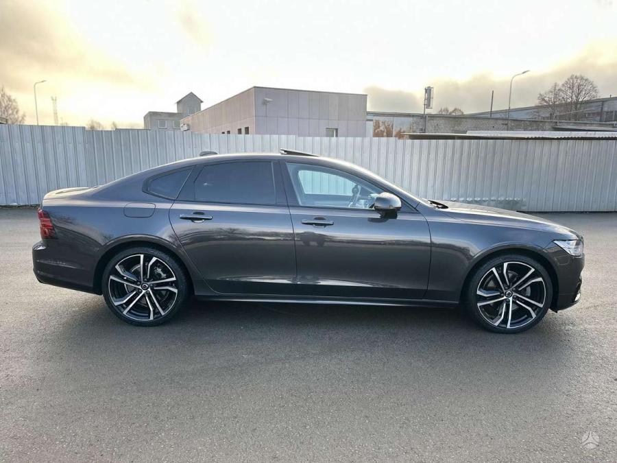 Brūns Volvo S90 2023 Telšiai, ar dzinēja tilpumu 1.97 L un nobraukumu 54 tūkst. km par 39500 €, foto 10 vietnē AUTOMOTO.COM.LV