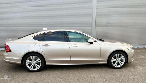Brūns Volvo S90 2023 Viļņa, ar dzinēja tilpumu 1.97 L un nobraukumu 102 tūkst. km par 30000 €, foto 6 vietnē AUTOMOTO.COM.LV