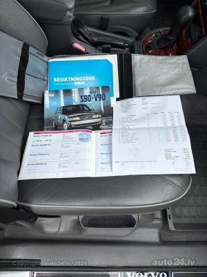 Pelēks Volvo S90 1998 Kuresāre, ar dzinēja tilpumu 3.00 L un nobraukumu 200 tūkst. km par 9900 €, foto 12 vietnē AUTOMOTO.COM.LV