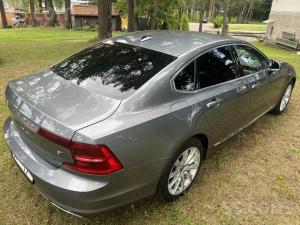 Grey Volvo S90 2016 in Riga, with an engine capacity of 2.00 L and mileage of 229 thousand km for 16680 €, photo 3 on AUTOMOTO.COM.LV