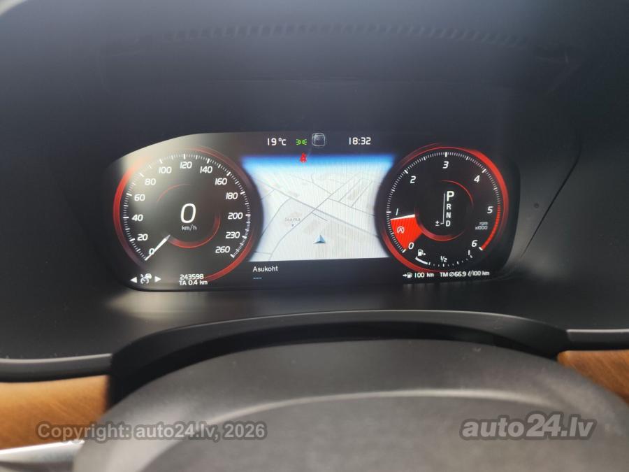 Серый Вольво С90 2016 в Пайде, объемом двигателя 2.00 л и пробегом 244 тыс. км за 18490 €, фото 31 на AUTOMOTO.COM.LV