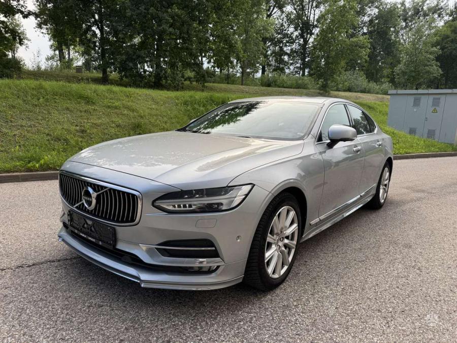 Pelēks Volvo S90 2016 Alīta, ar dzinēja tilpumu 2.00 L un nobraukumu 268 tūkst. km par 14950 €, foto 1 vietnē AUTOMOTO.COM.LV