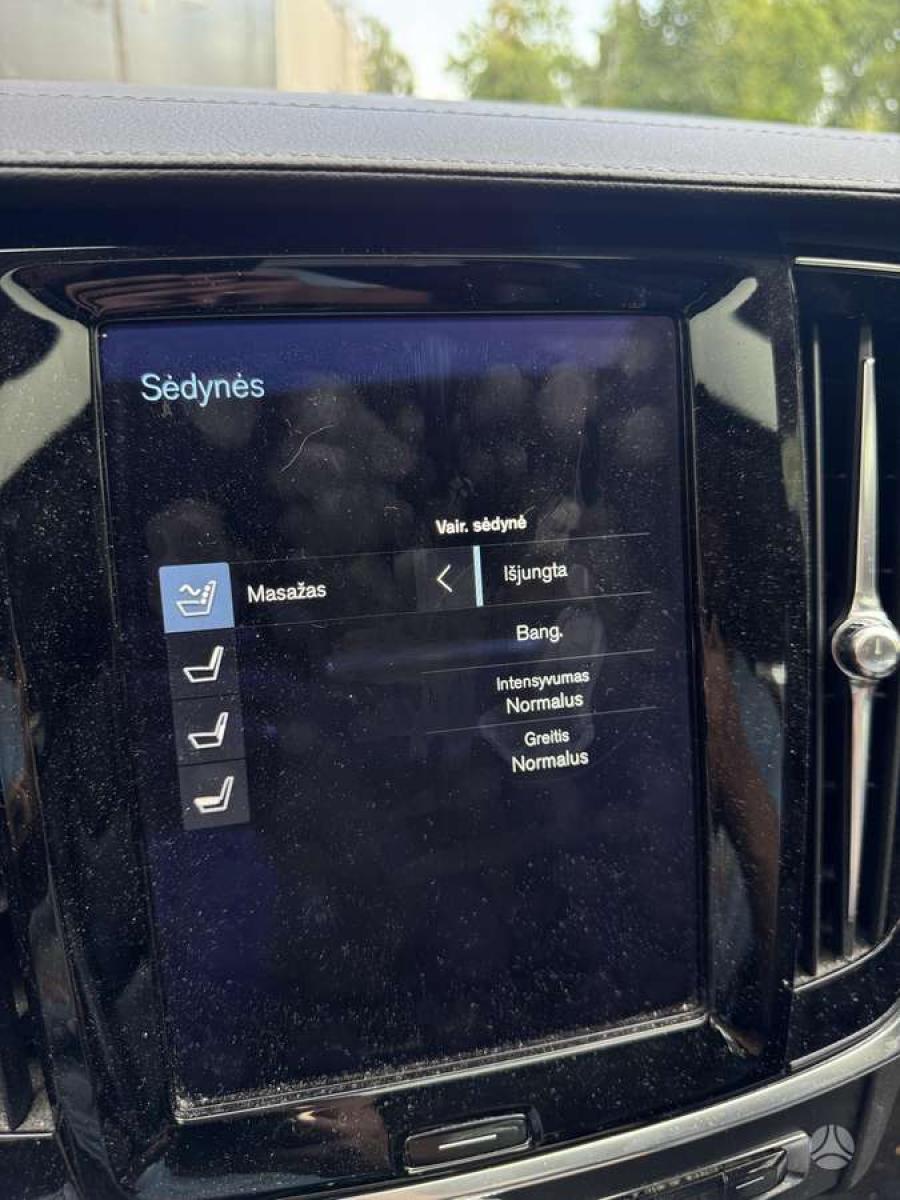 Pelēks Volvo S90 2016 Alīta, ar dzinēja tilpumu 2.00 L un nobraukumu 268 tūkst. km par 14950 €, foto 17 vietnē AUTOMOTO.COM.LV