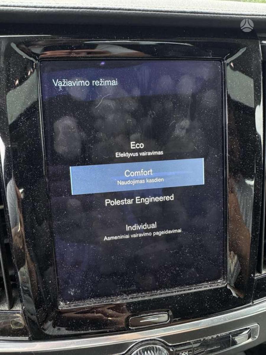 Pelēks Volvo S90 2016 Alīta, ar dzinēja tilpumu 2.00 L un nobraukumu 268 tūkst. km par 14950 €, foto 18 vietnē AUTOMOTO.COM.LV