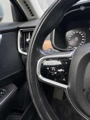 Pelēks Volvo S90 2016 Alīta, ar dzinēja tilpumu 2.00 L un nobraukumu 268 tūkst. km par 14950 €, foto 23 vietnē AUTOMOTO.COM.LV