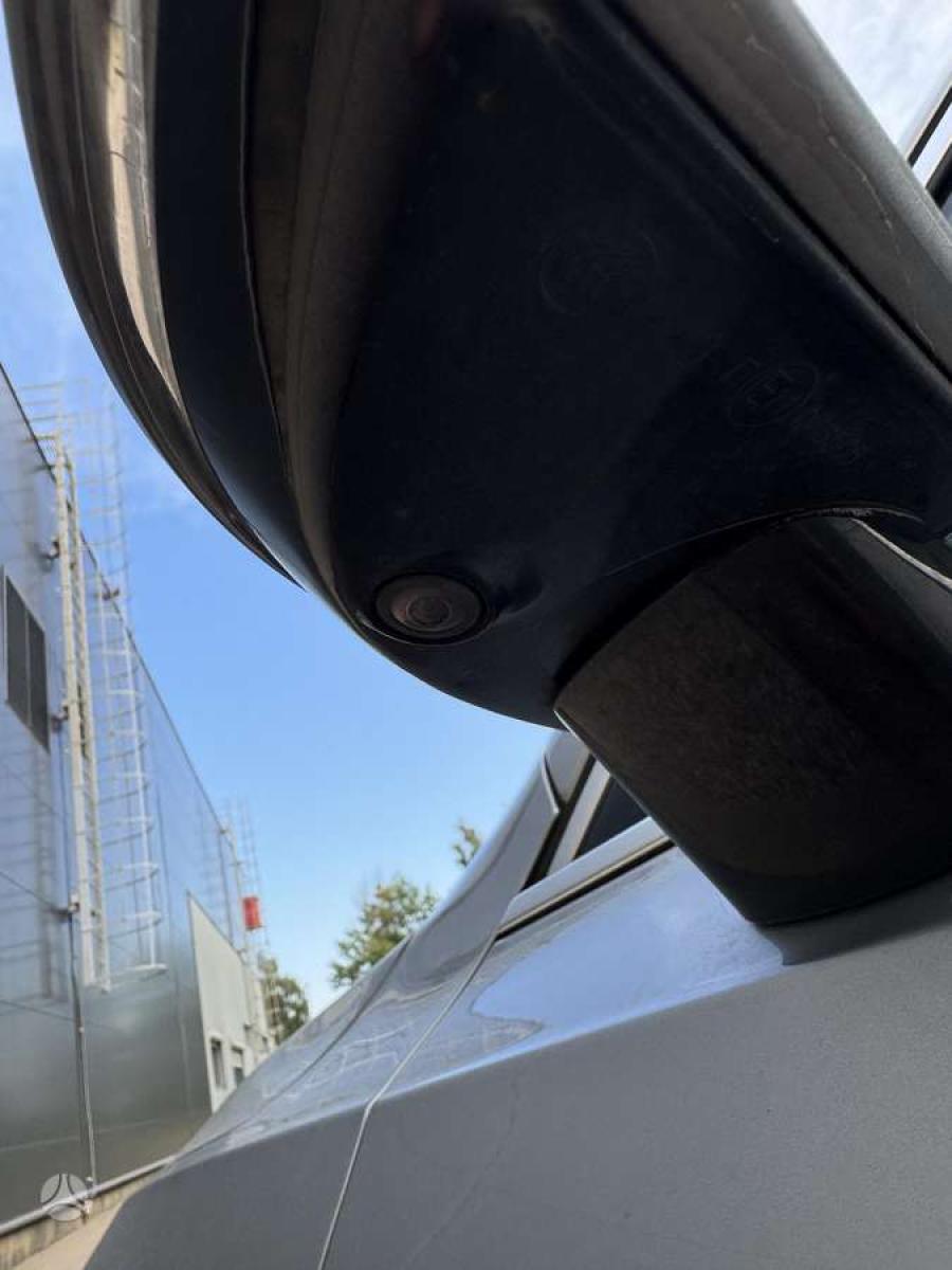 Pelēks Volvo S90 2016 Alīta, ar dzinēja tilpumu 2.00 L un nobraukumu 268 tūkst. km par 14950 €, foto 35 vietnē AUTOMOTO.COM.LV