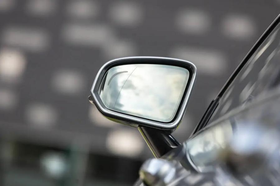Pelēks Volvo S90 2016 Jelgava, ar dzinēja tilpumu 0.00 L un nobraukumu 0 tūkst. km par 15500 €, foto 3 vietnē AUTOMOTO.COM.LV