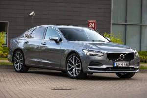 Pelēks Volvo S90 2016 Jelgava, ar dzinēja tilpumu 0.00 L un nobraukumu 0 tūkst. km par 15500 €, foto 8 vietnē AUTOMOTO.COM.LV
