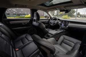 Pelēks Volvo S90 2016 Jelgava, ar dzinēja tilpumu 0.00 L un nobraukumu 0 tūkst. km par 15500 €, foto 22 vietnē AUTOMOTO.COM.LV