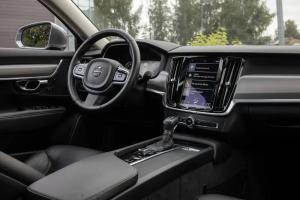 Pelēks Volvo S90 2016 Jelgava, ar dzinēja tilpumu 0.00 L un nobraukumu 0 tūkst. km par 15500 €, foto 23 vietnē AUTOMOTO.COM.LV