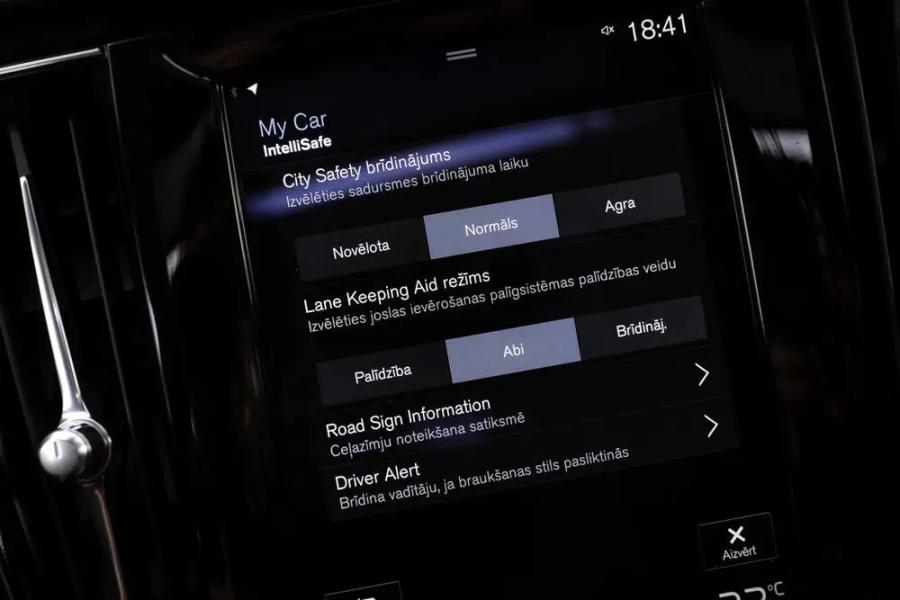 Pelēks Volvo S90 2016 Jelgava, ar dzinēja tilpumu 0.00 L un nobraukumu 0 tūkst. km par 15500 €, foto 26 vietnē AUTOMOTO.COM.LV
