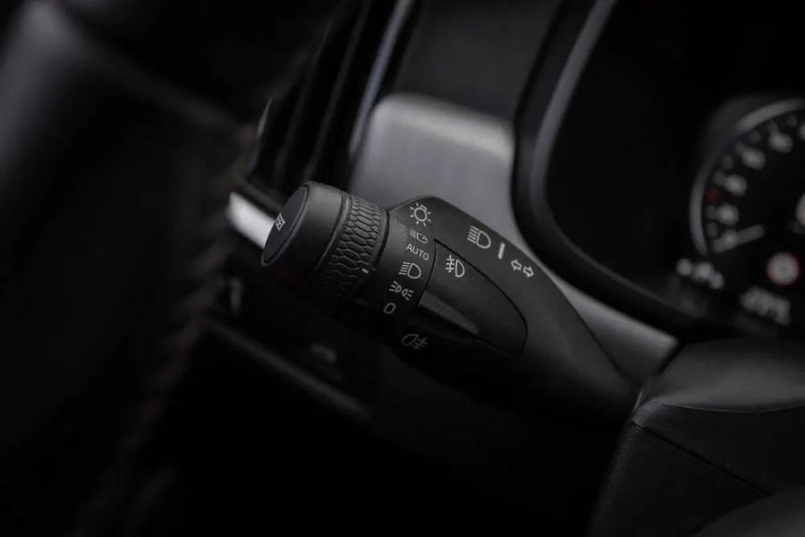 Pelēks Volvo S90 2016 Jelgava, ar dzinēja tilpumu 0.00 L un nobraukumu 0 tūkst. km par 15500 €, foto 33 vietnē AUTOMOTO.COM.LV