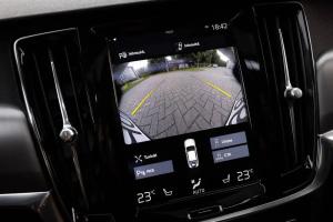 Pelēks Volvo S90 2016 Jelgava, ar dzinēja tilpumu 0.00 L un nobraukumu 0 tūkst. km par 15500 €, foto 34 vietnē AUTOMOTO.COM.LV