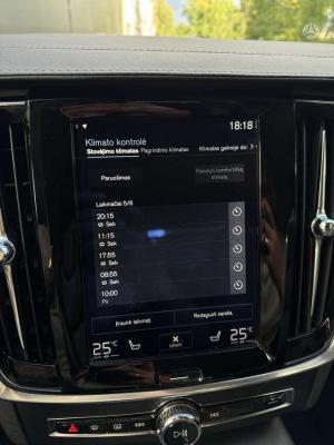 Grey Volvo S90 2016 in Alytus, with an engine capacity of 2.00 L and mileage of 268 thousand km for 15950 €, photo 18 on AUTOMOTO.COM.LV