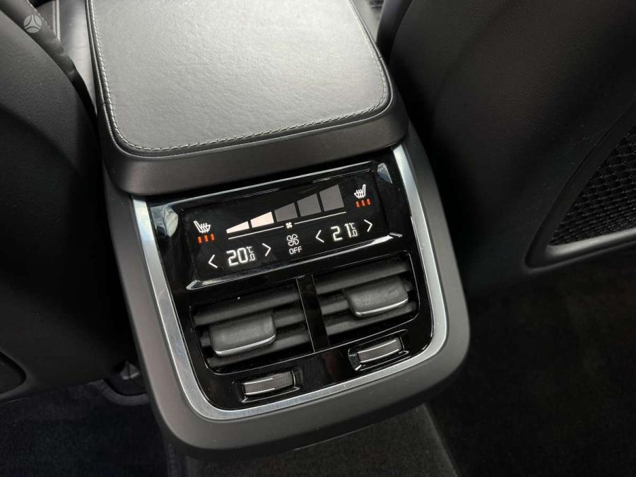 Grey Volvo S90 2016 in Alytus, with an engine capacity of 2.00 L and mileage of 268 thousand km for 15950 €, photo 24 on AUTOMOTO.COM.LV