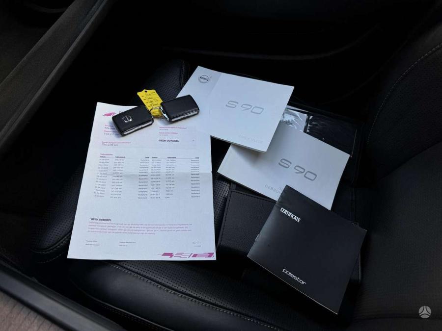 Grey Volvo S90 2016 in Alytus, with an engine capacity of 2.00 L and mileage of 268 thousand km for 15950 €, photo 50 on AUTOMOTO.COM.LV