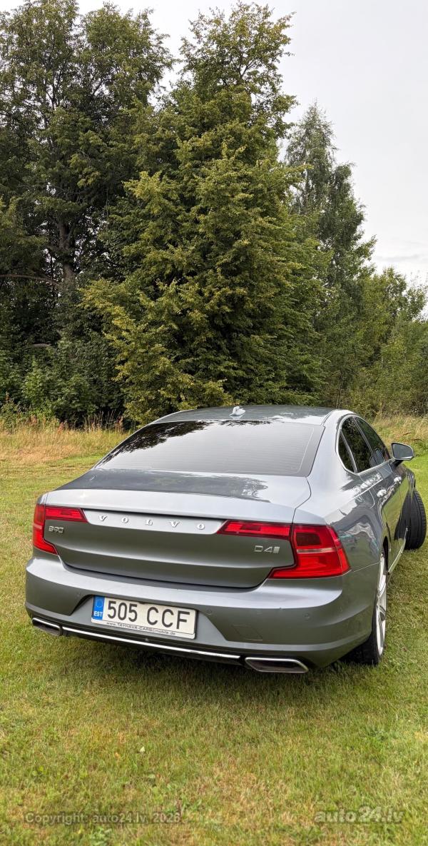 Grey Volvo S90 2016 in Tallinn, with an engine capacity of 2.00 L and mileage of 386 thousand km for 13999 €, photo 4 on AUTOMOTO.COM.LV