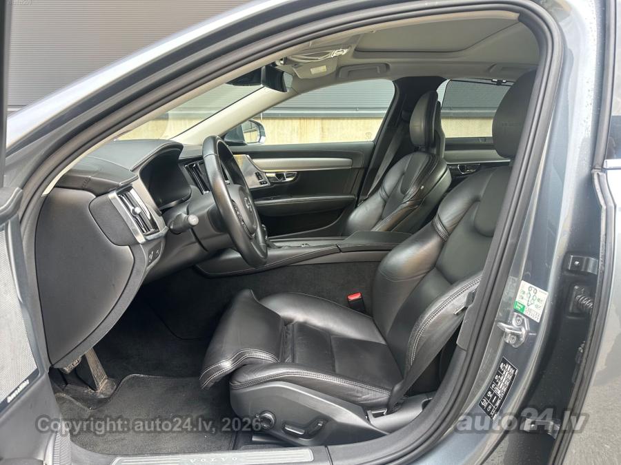 Pelēks Volvo S90 2016 Tallina, ar dzinēja tilpumu 2.00 L un nobraukumu 135 tūkst. km par 21900 €, foto 11 vietnē AUTOMOTO.COM.LV