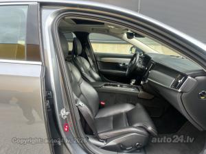 Pelēks Volvo S90 2016 Tallina, ar dzinēja tilpumu 2.00 L un nobraukumu 135 tūkst. km par 21900 €, foto 19 vietnē AUTOMOTO.COM.LV