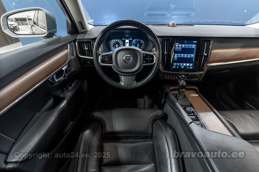 Pelēks Volvo S90 2017 Tallina, ar dzinēja tilpumu 2.00 L un nobraukumu 109 tūkst. km par 23990 €, foto 7 vietnē AUTOMOTO.COM.LV