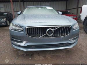 Grey Volvo S90 2017 in Vilnius, with an engine capacity of 2.00 L and mileage of 126 thousand km for 12200 €, photo 4 on AUTOMOTO.COM.LV