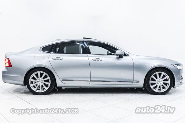 Grey Volvo S90 2017 in Tallinn, with an engine capacity of 2.00 L and mileage of 129 thousand km for 24900 €, photo 7 on AUTOMOTO.COM.LV
