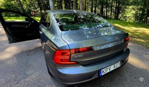 Pelēks Volvo S90 2017 Viļņa, ar dzinēja tilpumu 1.97 L un nobraukumu 170 tūkst. km par 17200 €, foto 18 vietnē AUTOMOTO.COM.LV