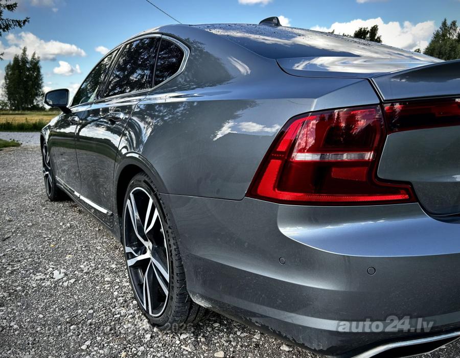 Grey Volvo S90 2017 in Tartu, with an engine capacity of 2.00 L and mileage of 194 thousand km for 18990 €, photo 5 on AUTOMOTO.COM.LV