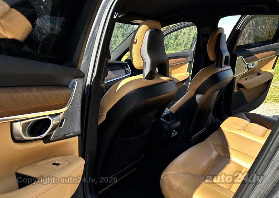 Grey Volvo S90 2017 in Tartu, with an engine capacity of 2.00 L and mileage of 194 thousand km for 18990 €, photo 12 on AUTOMOTO.COM.LV