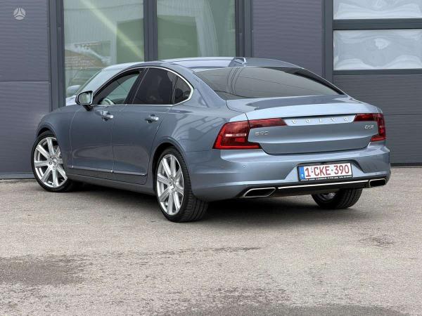 Pelēks Volvo S90 2017 Jonava, ar dzinēja tilpumu 1.97 L un nobraukumu 266 tūkst. km par 15250 €, foto 6 vietnē AUTOMOTO.COM.LV